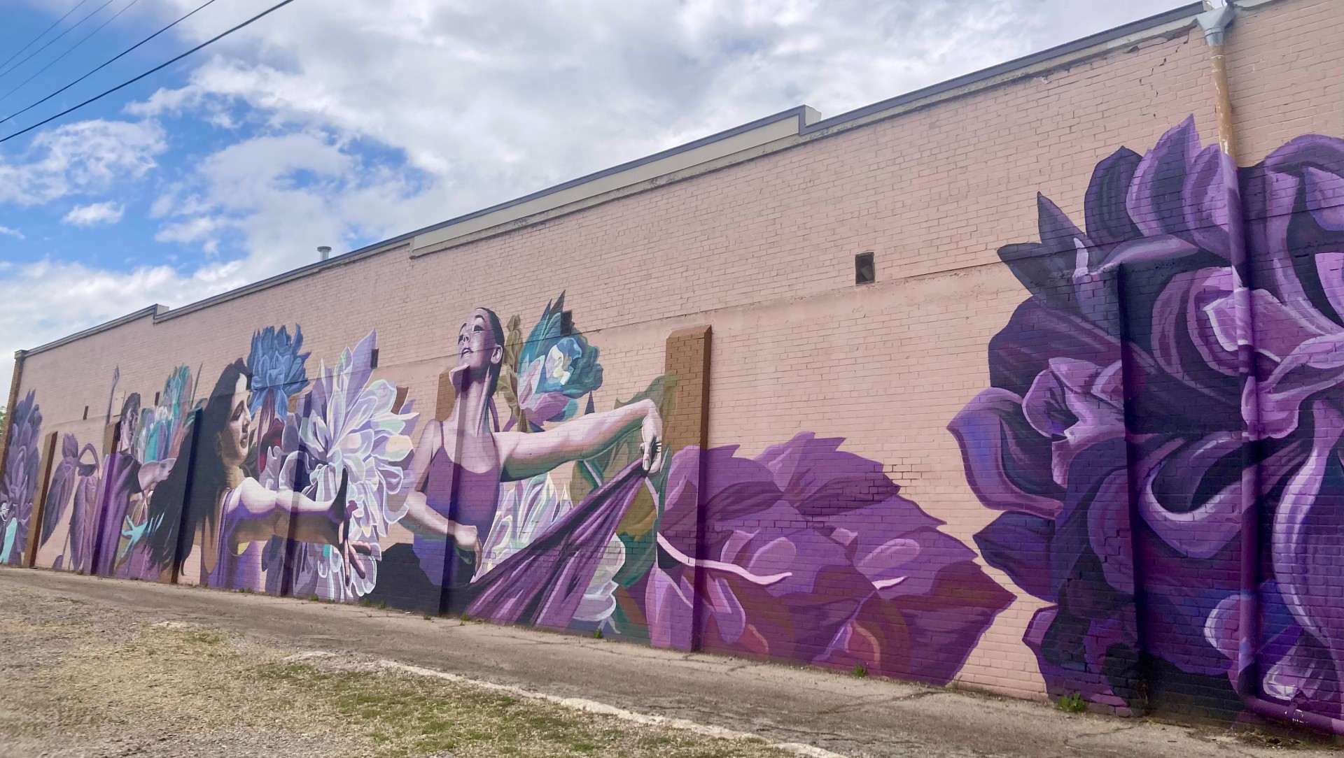 After a Long Hiatus, Springville Embraces the Mural Movement – Artists ...
